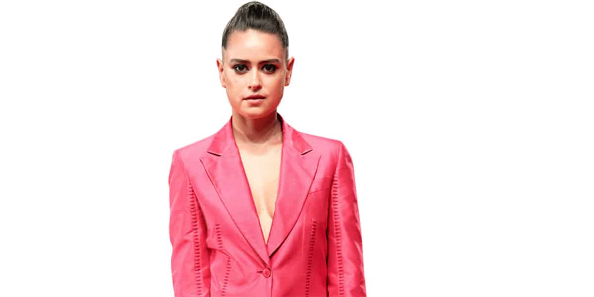 Rosabell Laurenti Sellers (Pink) Buddy - Torso Up