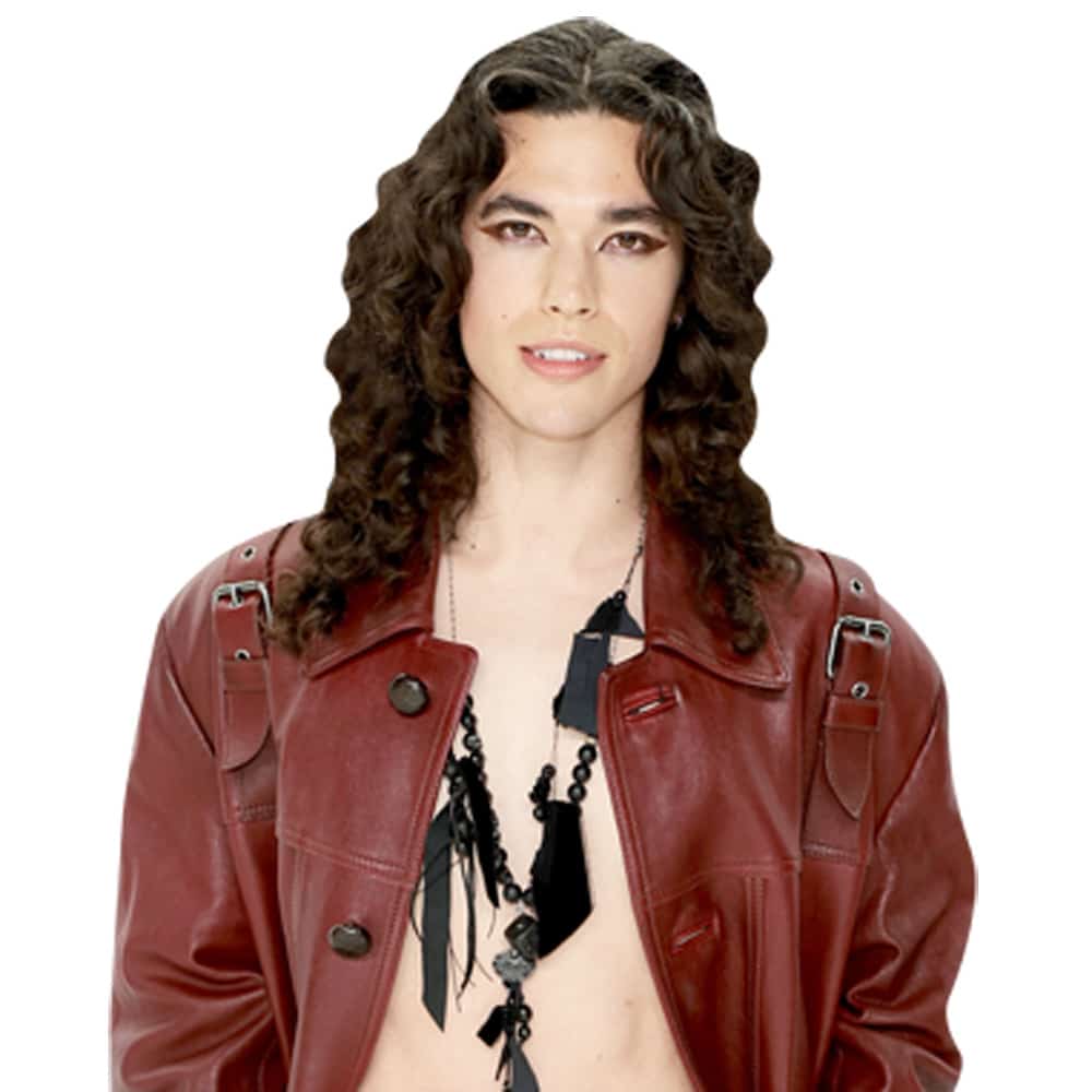 Conan Lee Gray (Shorts) Buddy - Torso Up